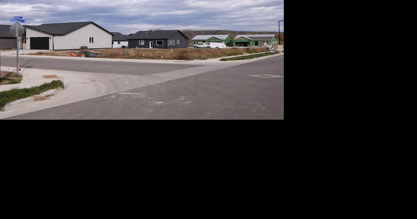 Upcoming law change won't change city, county building permit timelines ...
