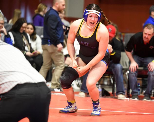 Oetken makes history, Lady Broncs wrestling place second in state ...