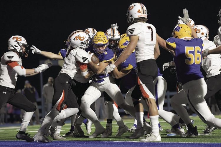 Broncs' defeat of Mustangs earns them No. 1 seed in playoffs | Local ...
