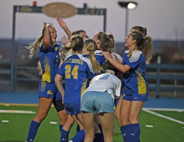 SHS Lady Broncs battle Cheyenne East | Photo Galleries ...
