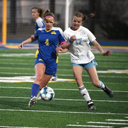 SHS Lady Broncs battle Cheyenne East | Photo Galleries ...