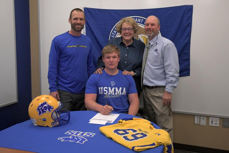 Chili Tanner signs to play football at USMMA | Photo Galleries ...