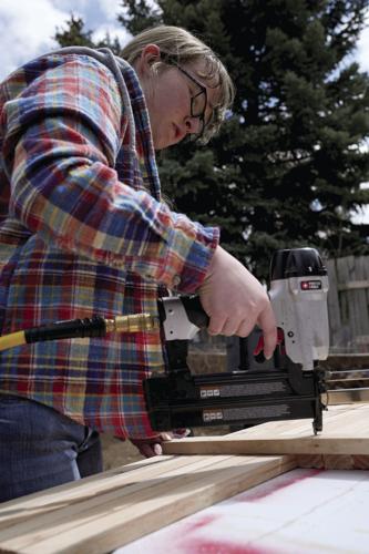 Sheridan Girl Scout Mariah Pierce donates flags to first responders ...