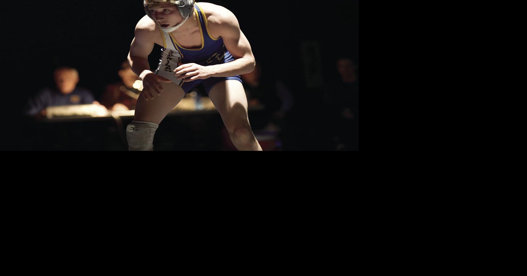 Wrestlers call on physicality for execution, instinct for success ...
