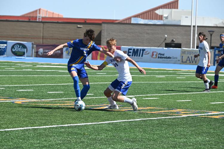 Sheridan Broncs battle Thunder Basin Bolts | Photo Galleries ...