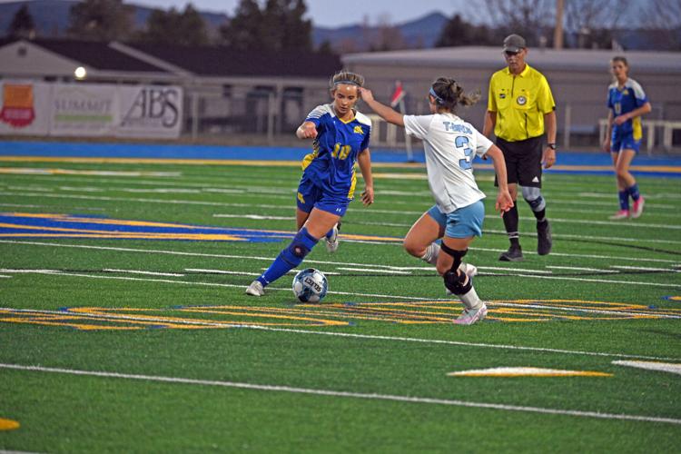 SHS Lady Broncs battle Cheyenne East | Photo Galleries ...