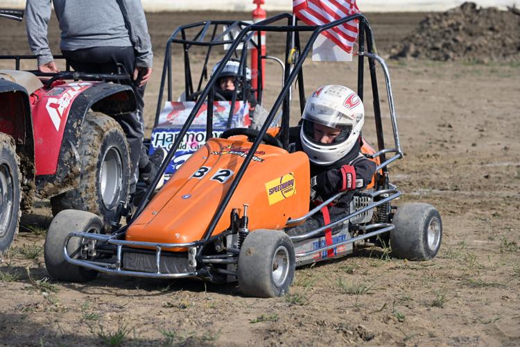 Track Rules Quarter Midgets 5-9 and 10-14 race in season opener | Photo ...