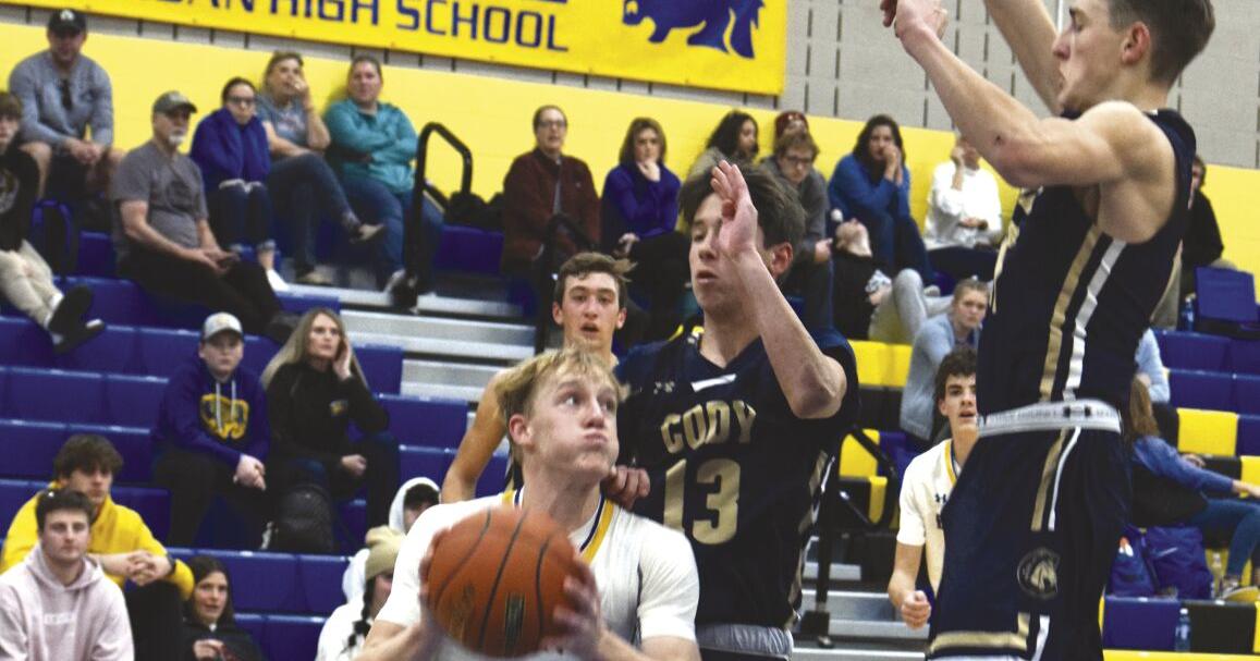 SHS defeats Cody for well-needed rebound; Lady Broncs fall | Local ...