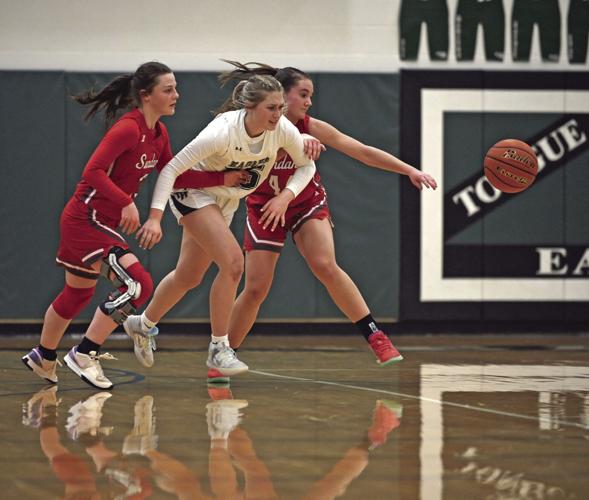 Lady Eagles end win streak, Eagles extend | Local Sports ...