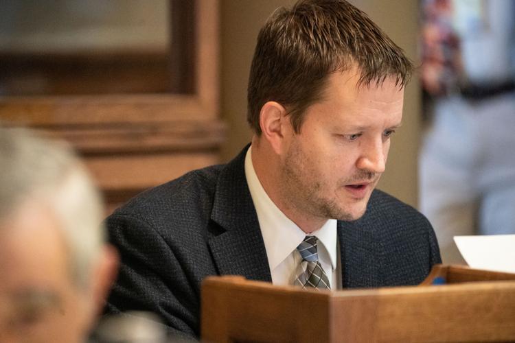 Redistricting: Bill approved in 11th hour | Local News ...