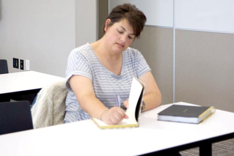 Diverse art students work toward degrees | Local News ...