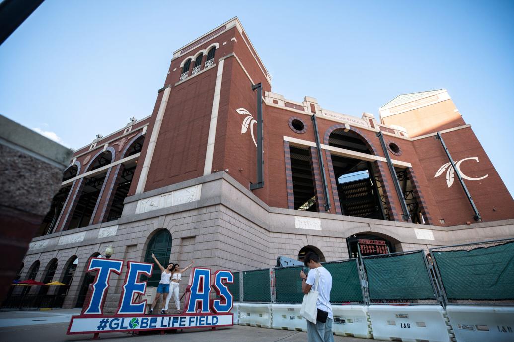 The multiple faces of Choctaw Stadium | Sports | theshorthorn.com