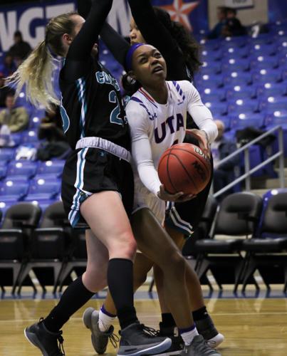 Cierra Johnson steals the show as women’s basketball snags third ...