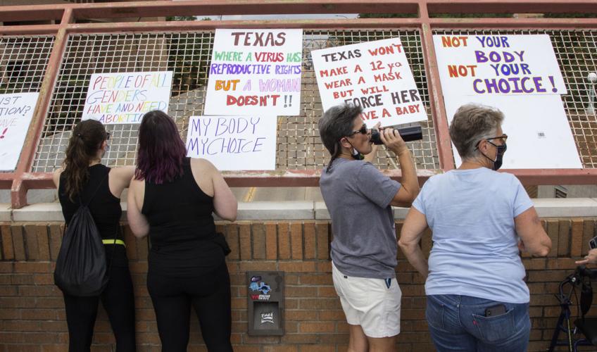 Women’s March brings protesters to campus in support of women’s ...