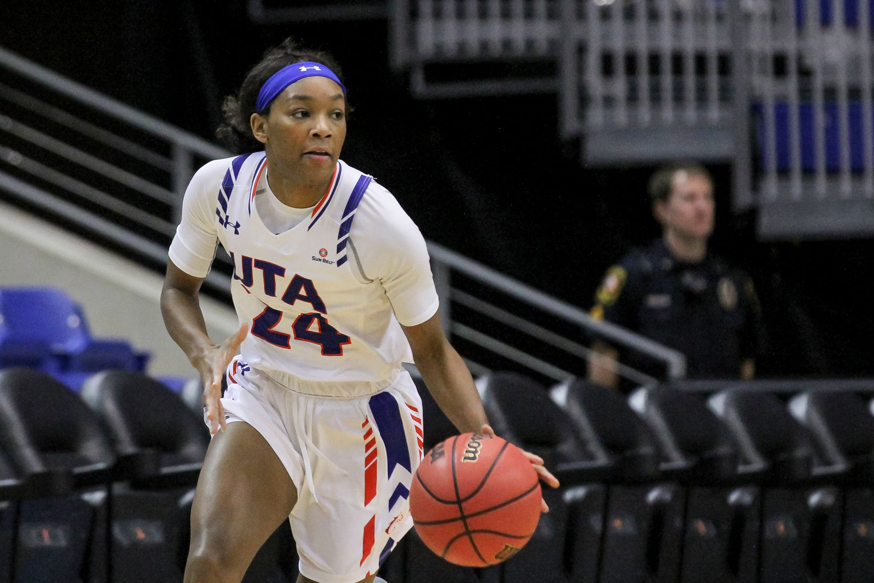Lady Mavericks tip off season with exhibition game | Sports ...