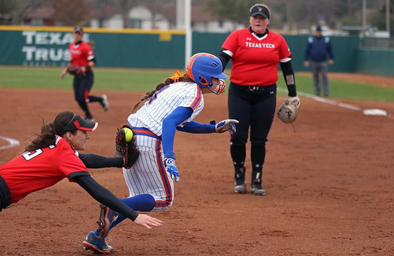 UTA softball teams kicks off season in Louisiana | Sports ...