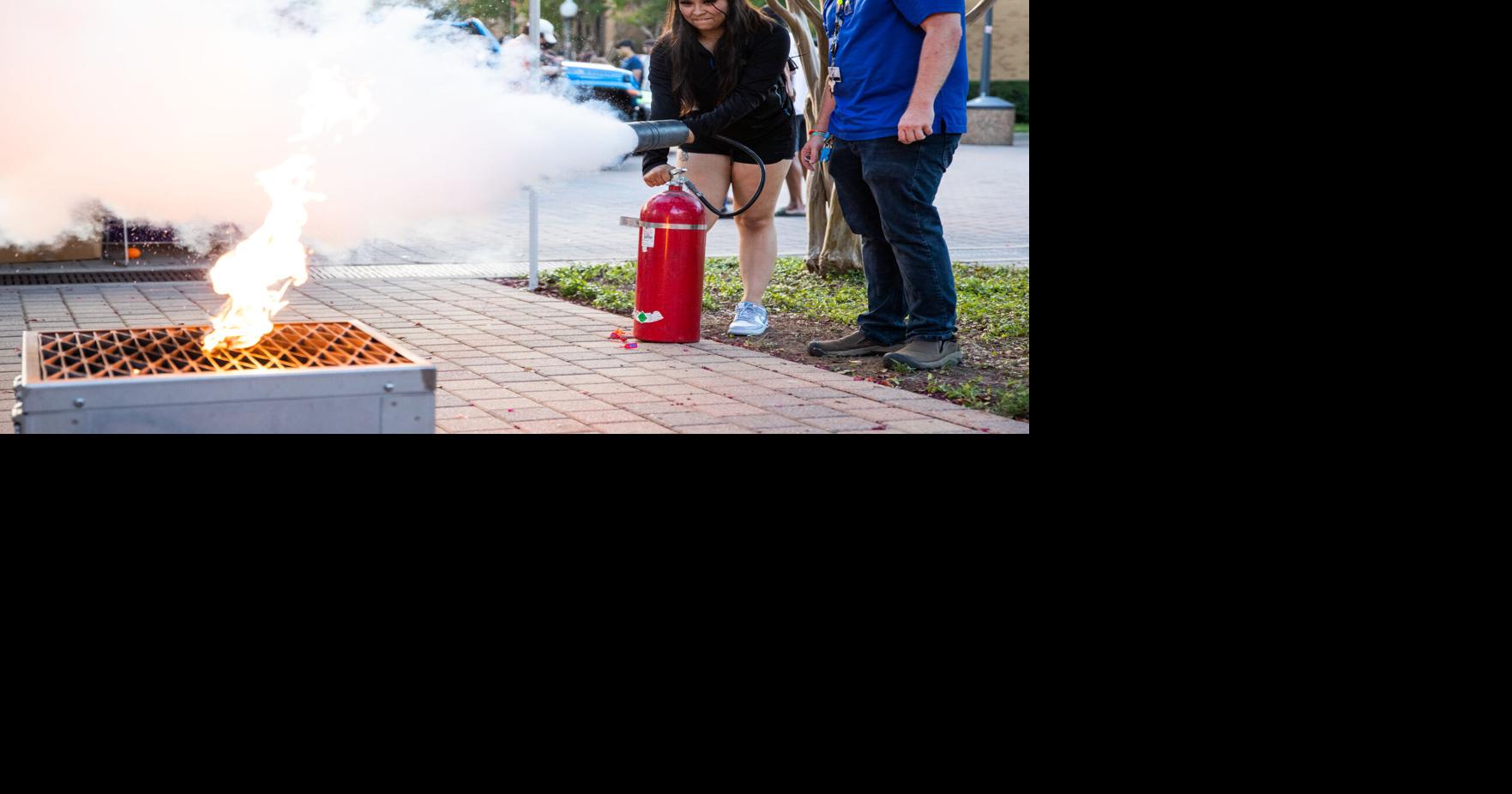 Photos: UTA police host 40th National Night Out | | theshorthorn.com
