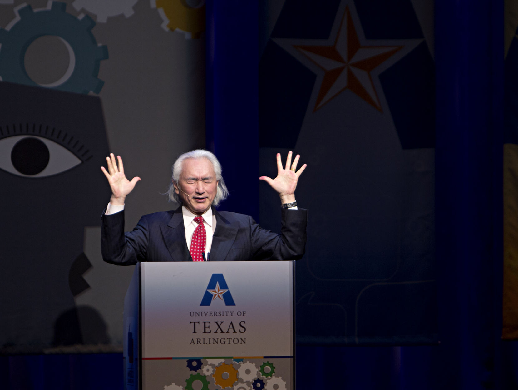 Kaku explores future of physics during lecture | Gallery | theshorthorn.com