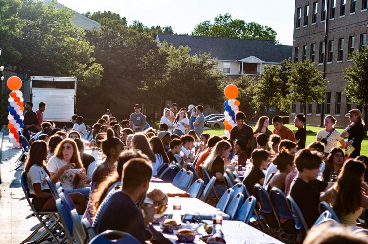Students close out first week with music, food and friends at Welcome ...