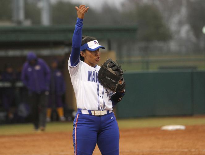 UTA softball opens Maverick Invitational with win against Prairie View ...