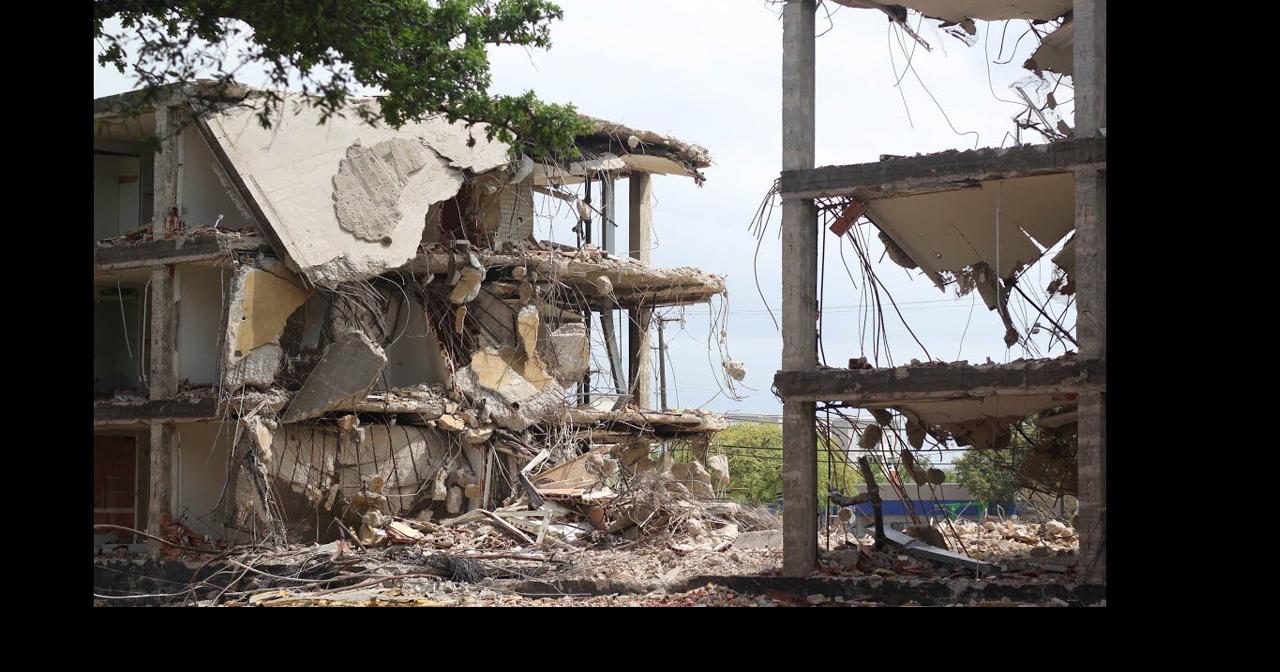 Lipscomb Hall demolished after being discontinued in fall 2021 ...