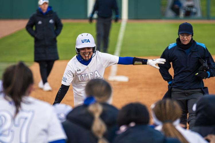 Softball team goes 1-3 at Maverick Invitational | Sports | theshorthorn.com