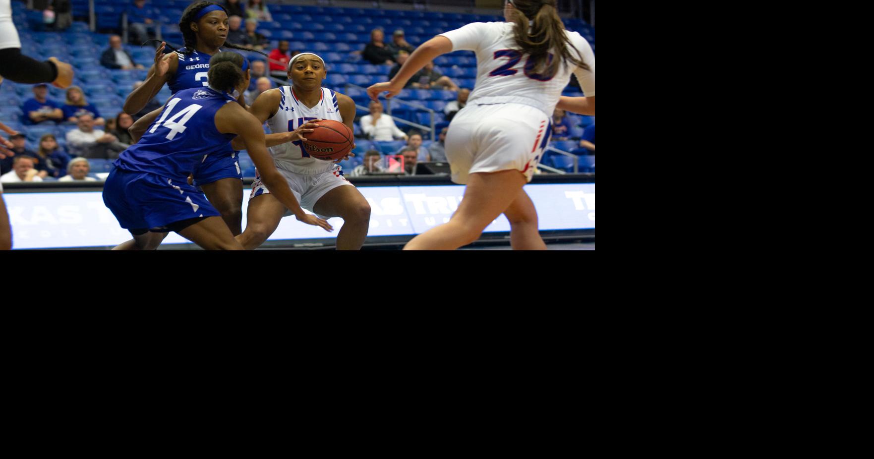 Lady Mavericks wrap up regular season play with 20-10 record, 3rd seed ...