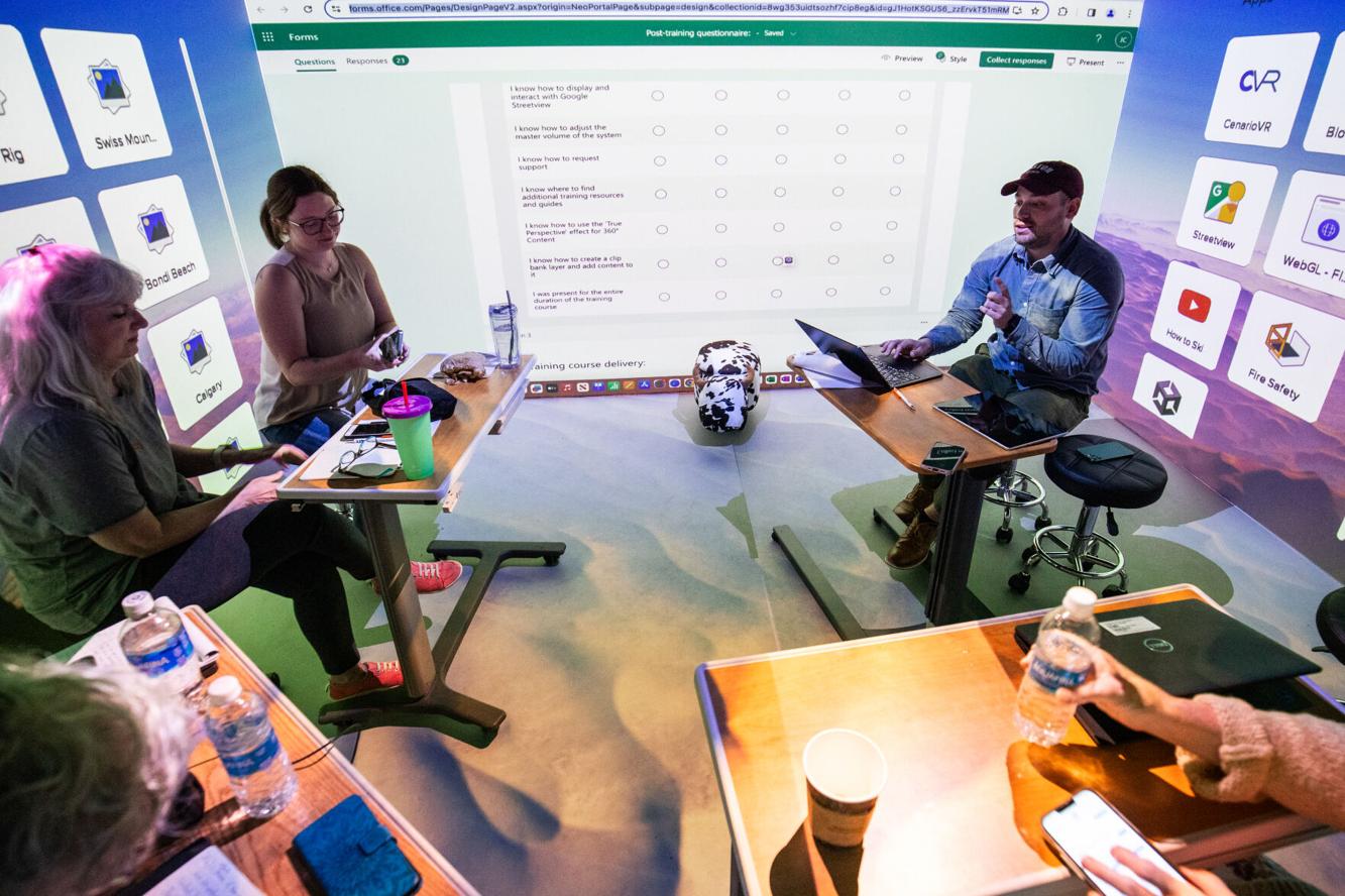 Igloo Vision brings immersive simulations to CONHI | News | theshorthorn.com