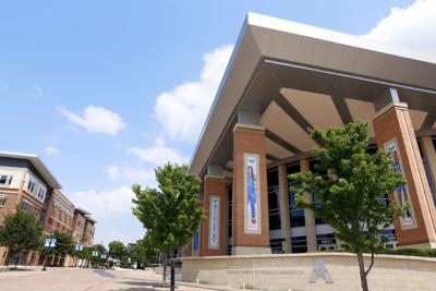 College Park Center: The heart of UTA | 2019 Student Resource Guide ...