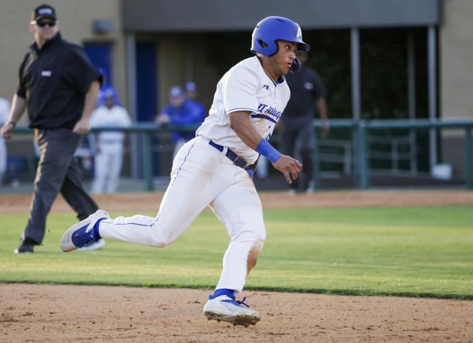 UTA baseball marks third-straight season victory over Texas Christian ...