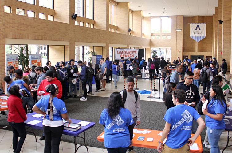 Student Government tables themselves for informational event | News ...