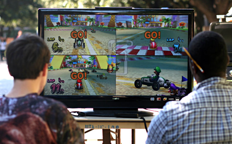 Mario Kart brings students together | Featured | theshorthorn.com
