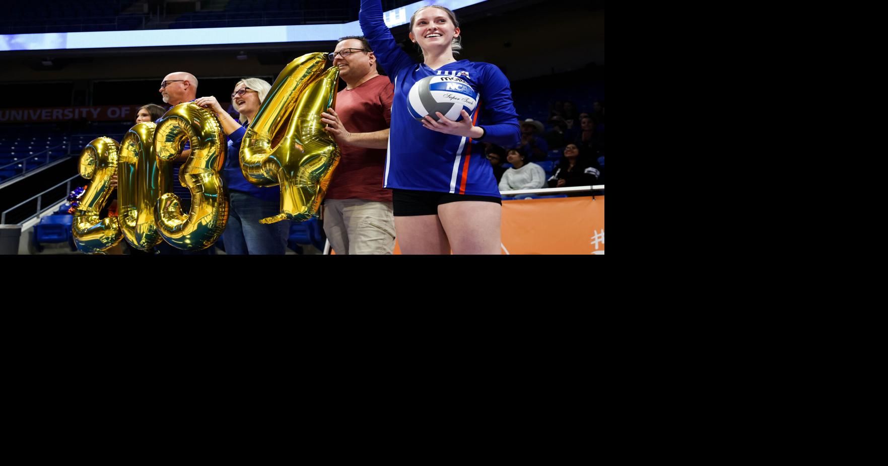 Volleyball breaks program's digs record in 'storybook ending' | Sports ...