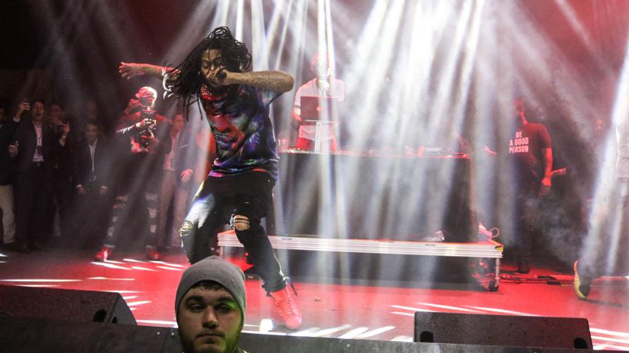 Fight night features first female fight, Waka Flocka Flame | Multimedia ...