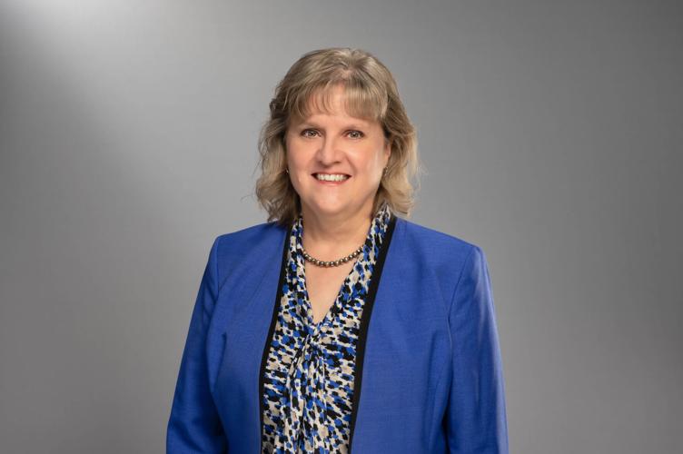 UTA’s longtime financial aid leader retires after nearly 24 years of ...