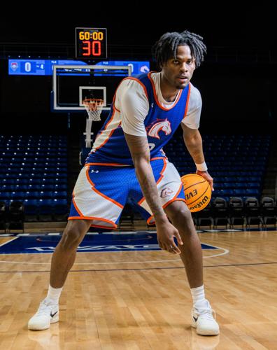 Mavericks return to UTA men’s basketball team among restructured roster ...