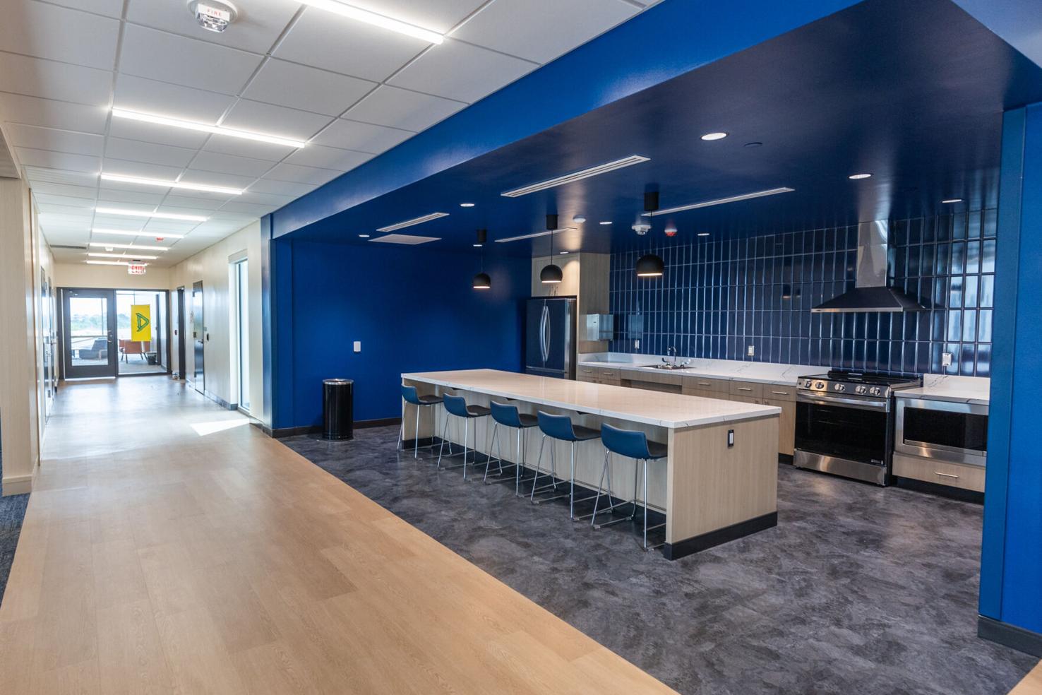 UTA's largest new residence hall provides housing, community for ...