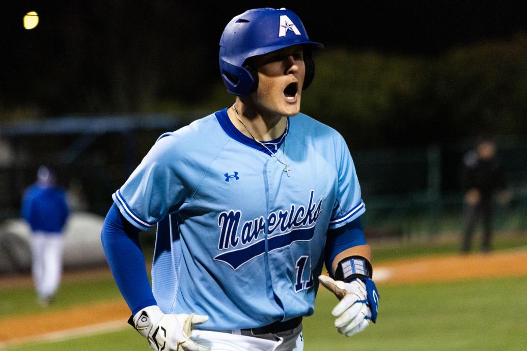 UT Arlington baseball falls short against Sam Houston State University ...