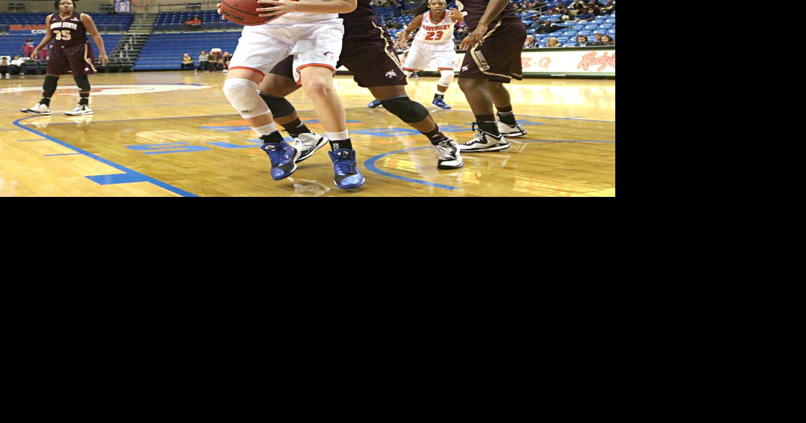 UTA attempts late comeback, falls 60-53 | Women Basketball ...