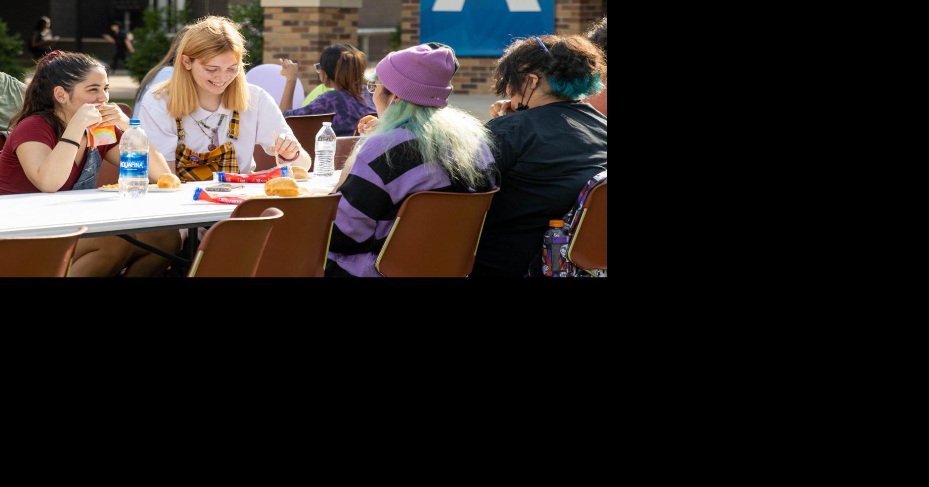 Uniting the UTA community with food at LGBTQ+ Program's first LGBT-Que ...