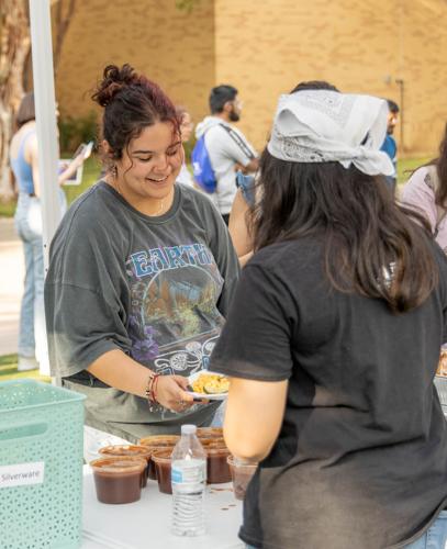 Uniting the UTA community with food at LGBTQ+ Program's first LGBT-Que ...