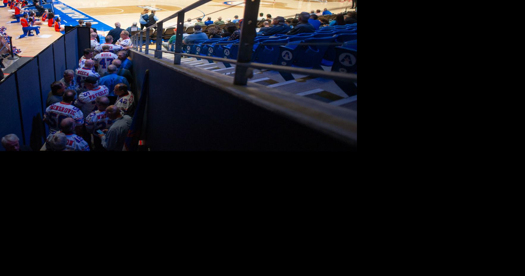 Photos: Former UTA football players reminisce on playing days during ...