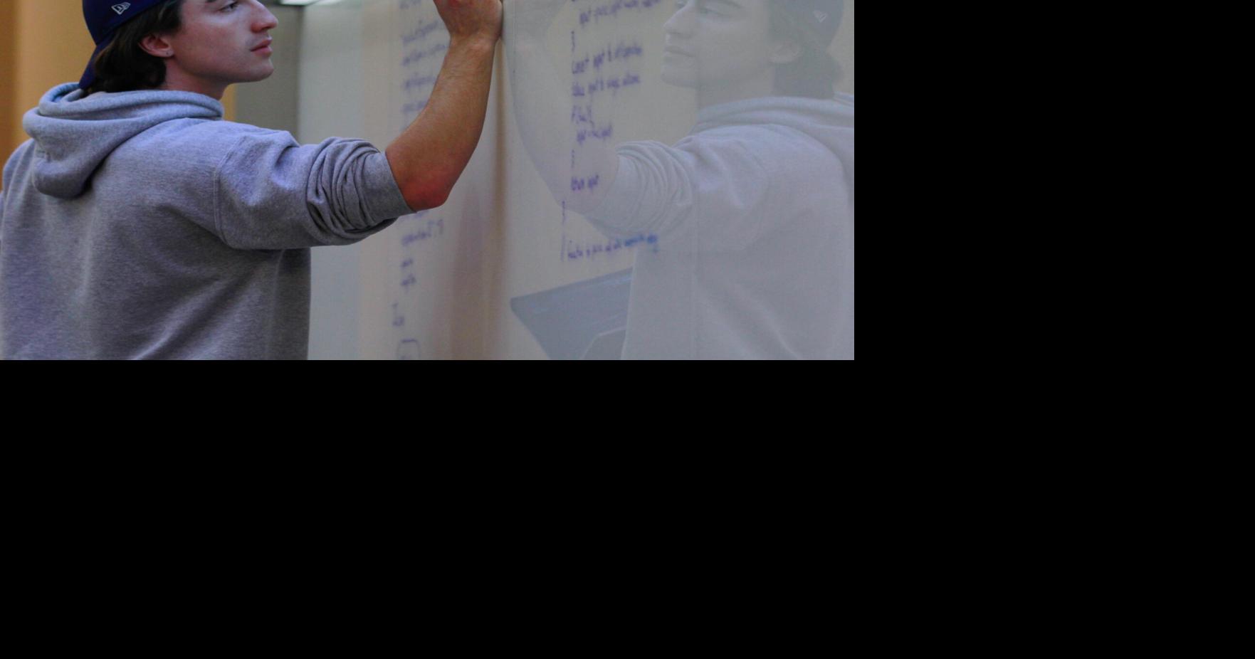 UTA computer science junior develops scientific calculator app | News ...