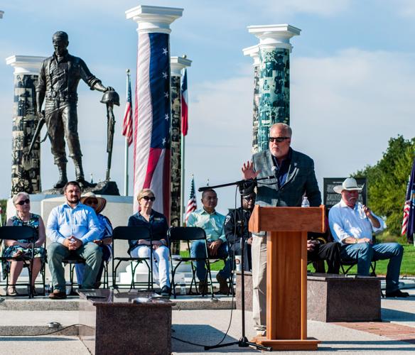 Arlington commemorates veterans at Veterans Park | News | theshorthorn.com