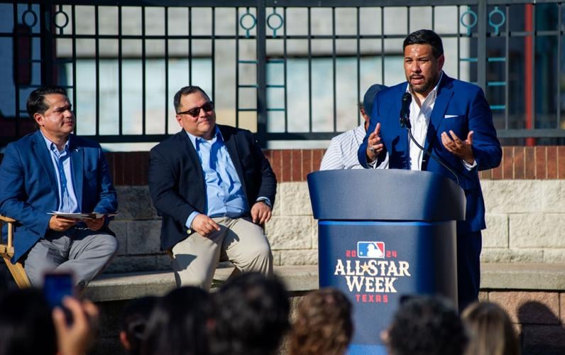 Fort Worth artist unveils Texas Rangers, MLB mural ahead of All-Star ...