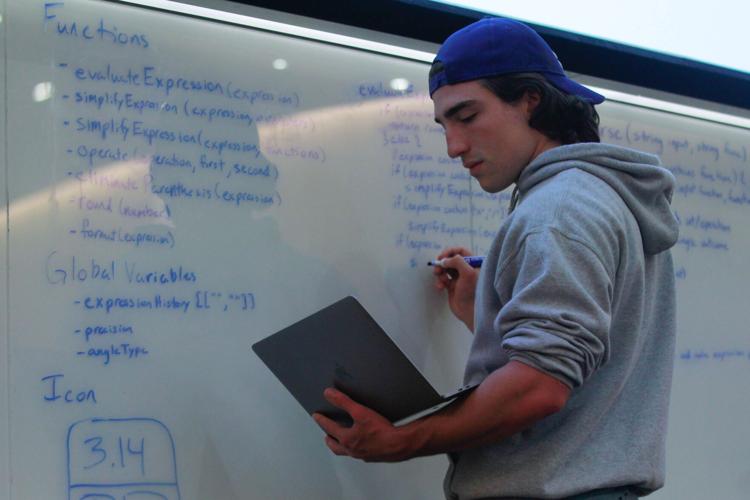 UTA computer science junior develops scientific calculator app | News ...