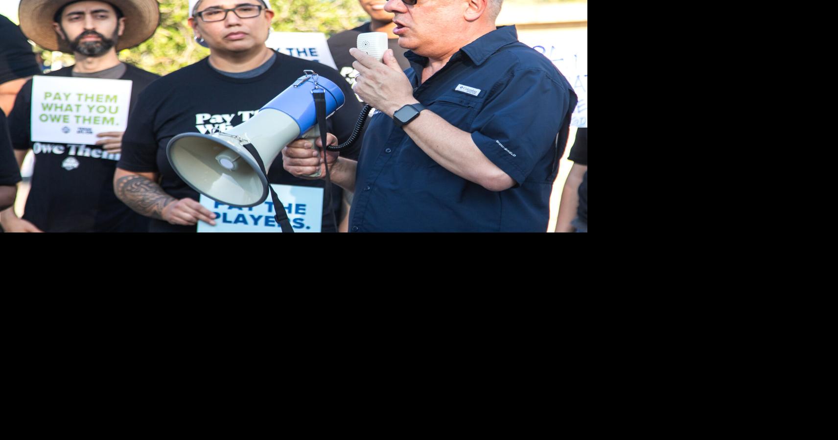 Community members campaign for WNBA and NBA equality | Sports ...