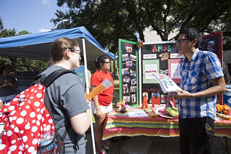 Activity fair offers variety of organizations | Gallery | theshorthorn.com