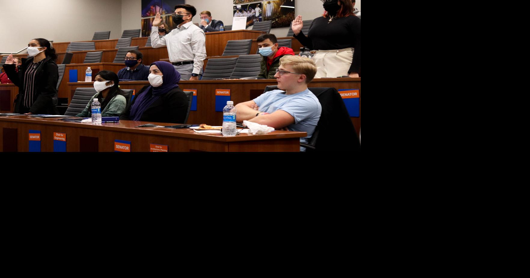 Student Senate swears in new senators, introduces resolution to ...