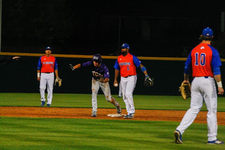 UTA and TCU face off at Clay Gould Ballpark | Gallery | theshorthorn.com